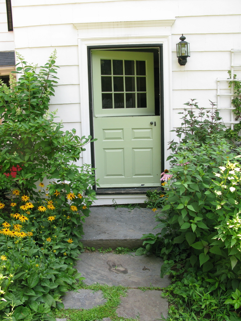 Color Spotlight-Cooking Apple Green by Farrow and Ball - Julia Iris Home